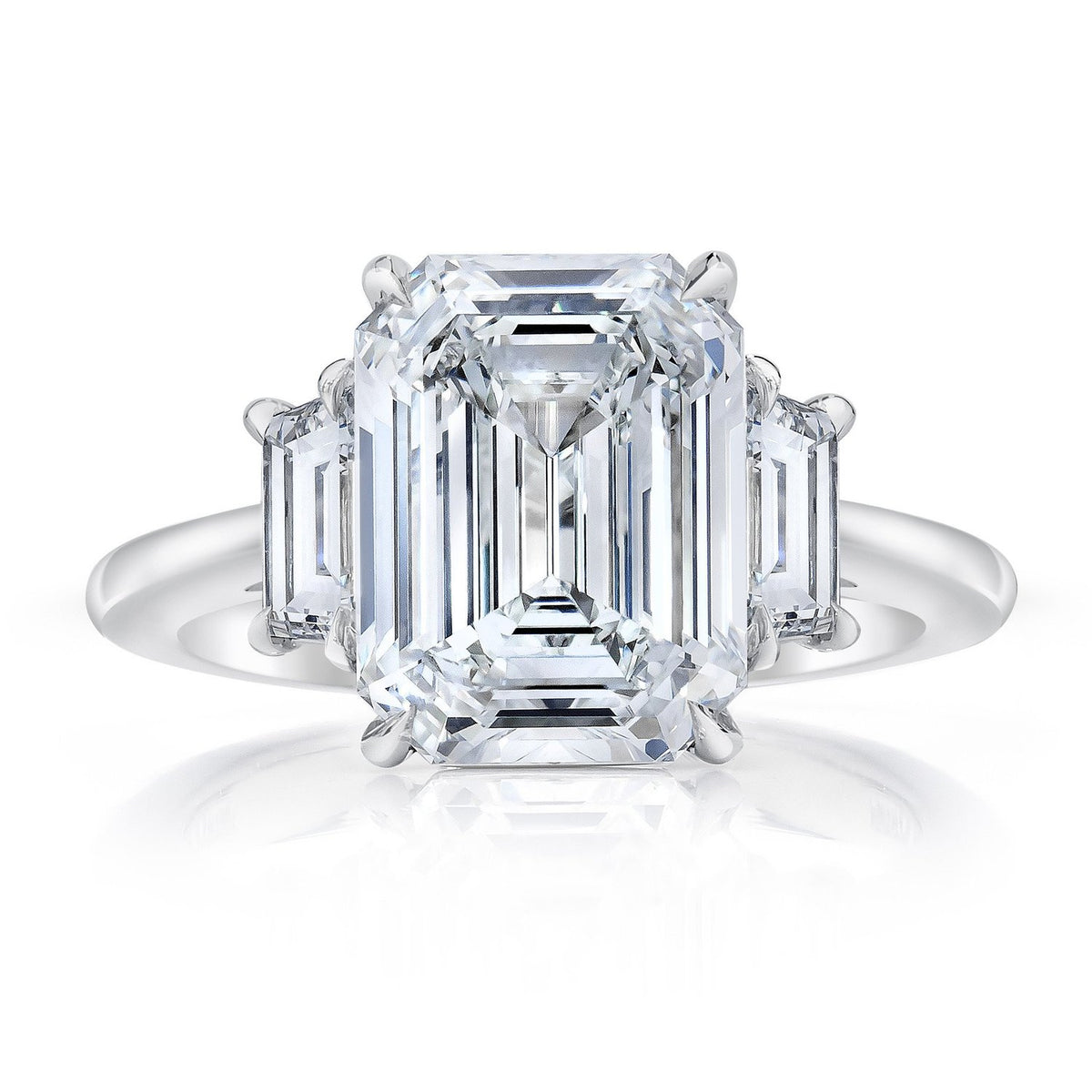 Emerald Cut Engagement Rings With Trapezoid Side Stones